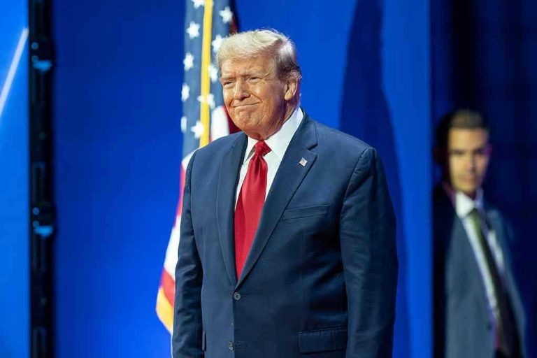 Constitutional Chaos: Trump’ Meets Lawyer – Third Term Twist? | News Ranger